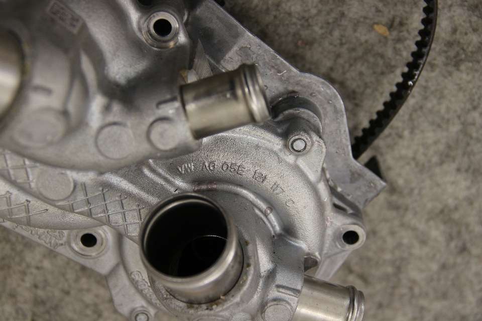 Org Audi VW Seat Skoda Kühlmittelpumpe 05E121111F Wasserpumpe Pumpe 1.5 ...