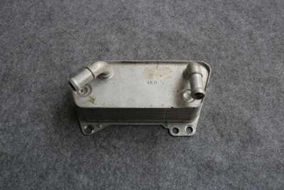 Original Audi VW 2.0 TFSI Ölkühler 02E409061D A3 TT Golf 7 Passat CC ...