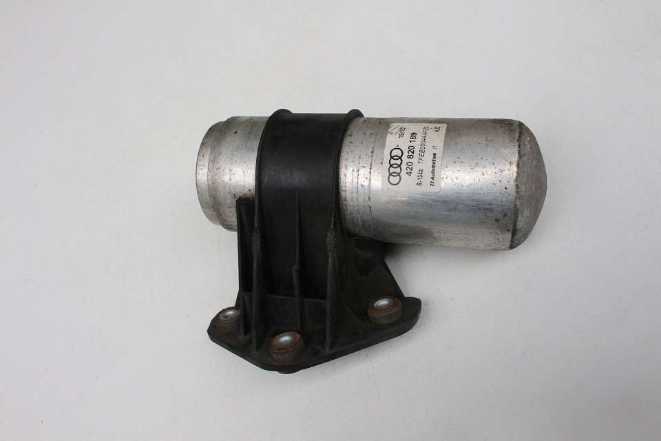 Original Audi R8 Trockner Klimaanlage 420820189 Klimakondensator ...