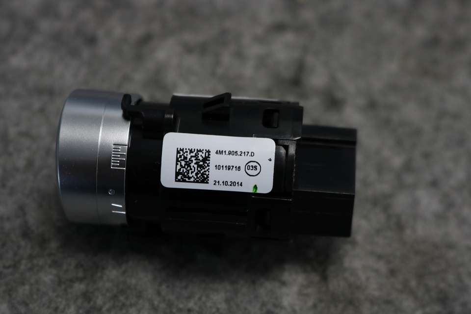 Original Audi Q7 4M Start-Stop Schalter 4M1905217D Start Engine Stop ...