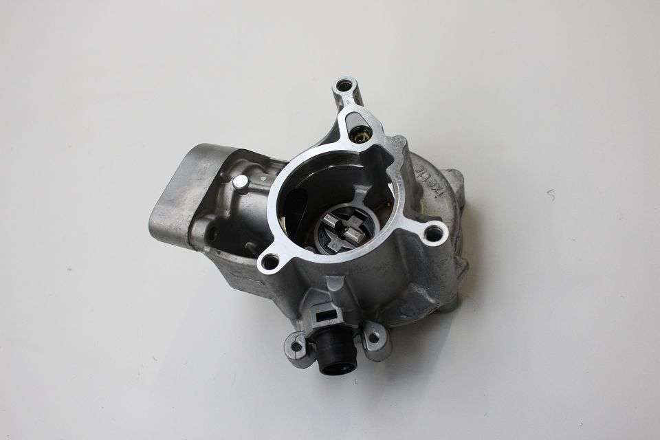 Original Audi A3 A4 A5 A6 A7 VW Golf Unterdruckpumpe 06L145100B vacuum ...