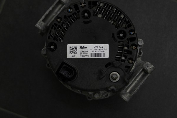 Audi A4 8W A5 F5 A6 A7 4G Lichtmaschine 06L903024A Drehstromgenerator 2 ...