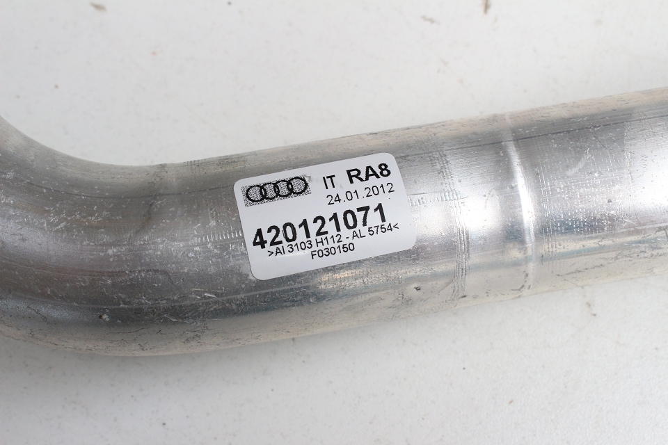 Original Audi R8 V8 V10 Kühlmittelrohr 420121071 Kühlmittelschlauch ...
