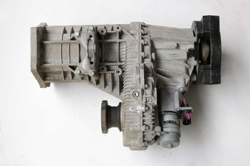 VW Touareg 7L Verteilergetriebe 0AD341010T Allrad Automatik 6-Gang ...